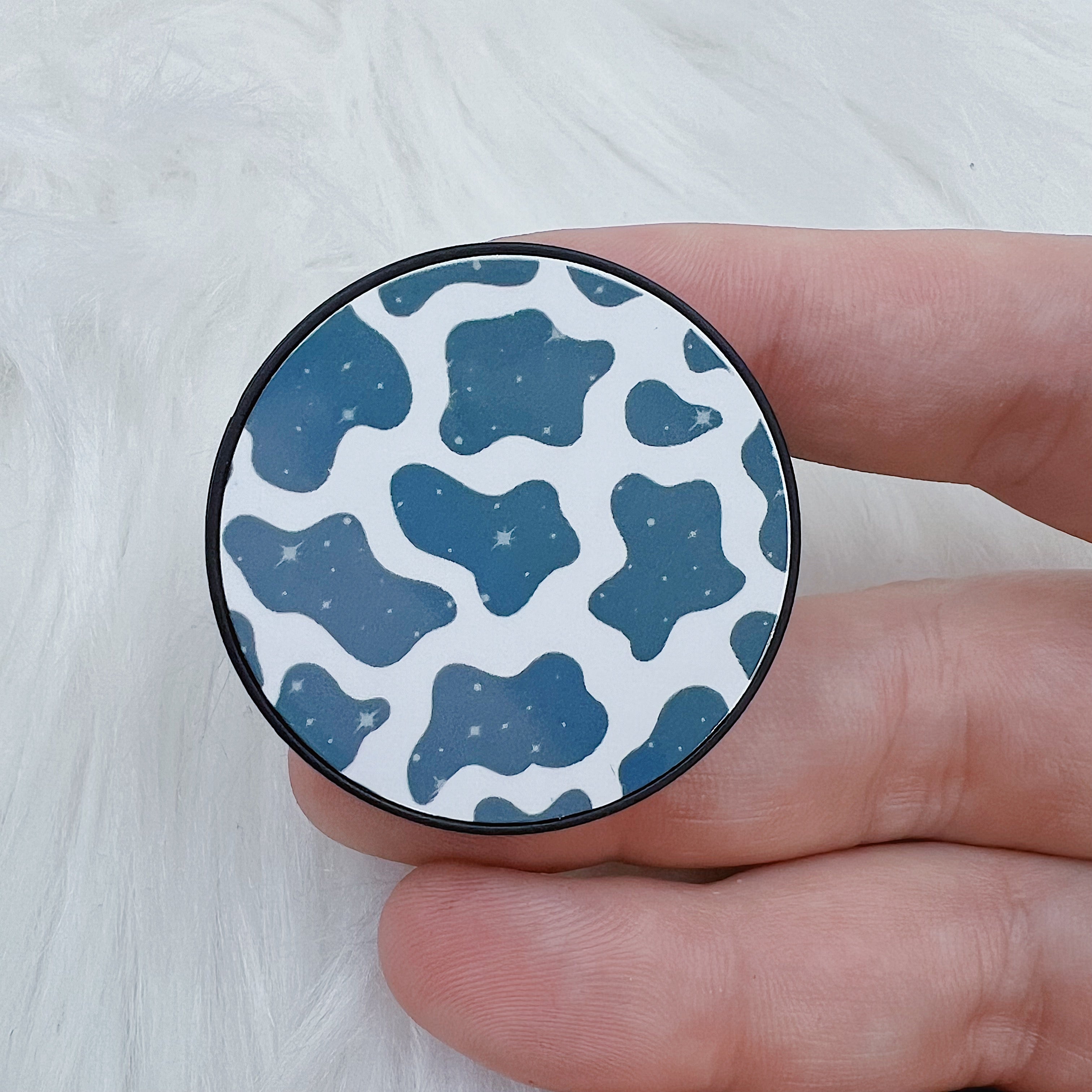 Cow Print Pop Socket | Phone Holder – TheHoneyBShop