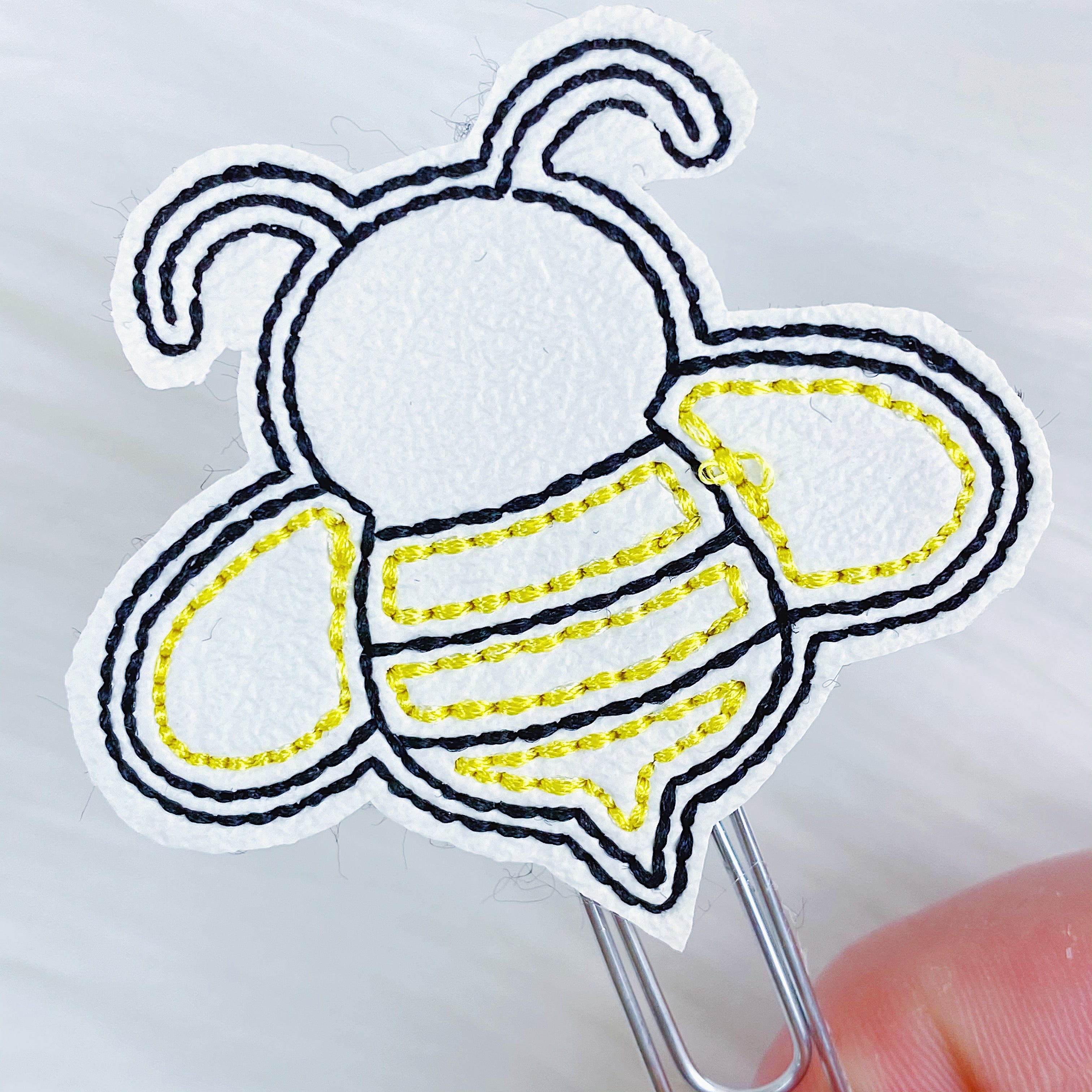 Bee Feltie – TheHoneyBShop